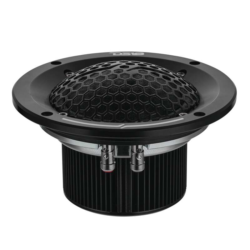 DS18 5.25in 300 Watts RMS 4 ohm Neodymium Mid-Range Tuned Closed-End C ...